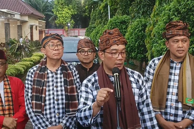 RIDWAN KAMIL KAMPUNG ADAT KRANGGAN BERHASIL LESTARIKAN BUDAYA DI TENGAH ...
